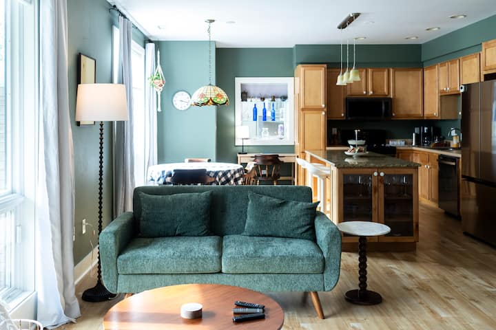 Private Riverfront Studio • Patio • 1 Mile To Dt - Charlottesville, VA