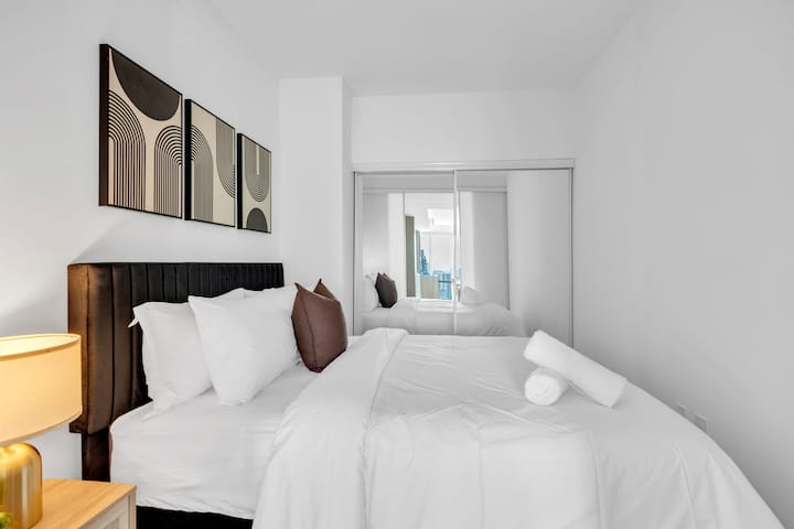 FIFA-Downtown 3BR|Pool|Yorkville|CN Tower|Arena - Apartments for Rent ...