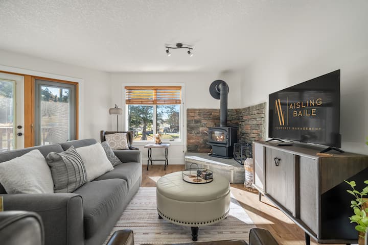 Bighorn Manor | Central | Wood Fireplace | Views - Radium Hot Springs