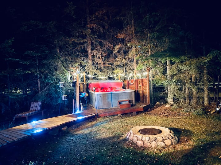 Family Cabin Hottub/games Rm/2 Tvs/fireplace/wi-fi - Saskatchewan