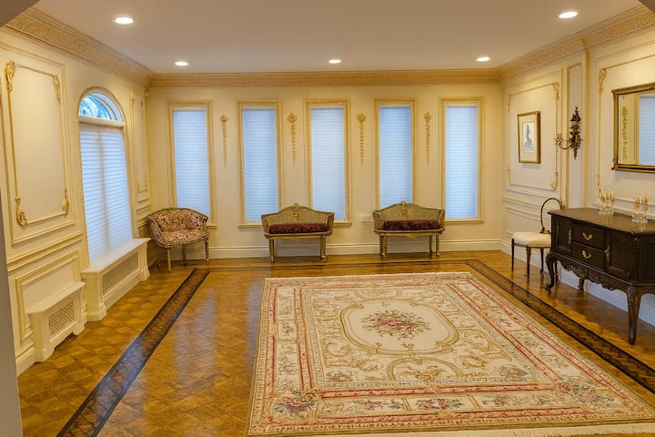 Elegant 9+ Bed, Mansion, Kosher, Shabbos-friendly - Montebello, NY