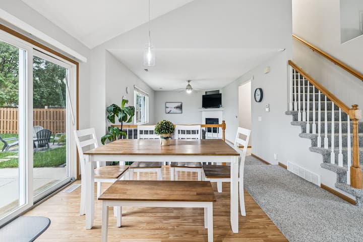 Omastay Getaway - Bennington, NE