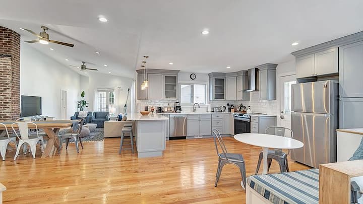 A Hampton Bays Gem - Hampton Bays, NY