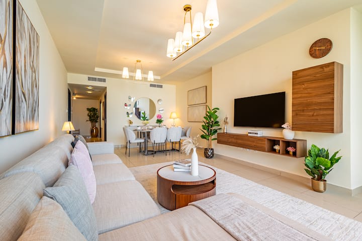 Family & Group | Sun Tower | Near Mall & Hospital - Abu Dhabi