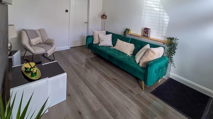 Free Parking, 15 Mins Walk To Railway Museum. - York