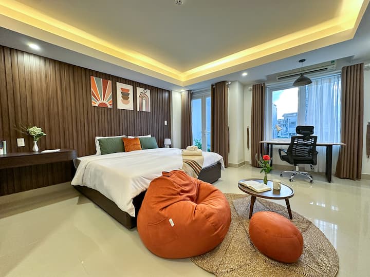 Mandala Coastal Studio • Sunset View - Balcony 4f - Da Nang