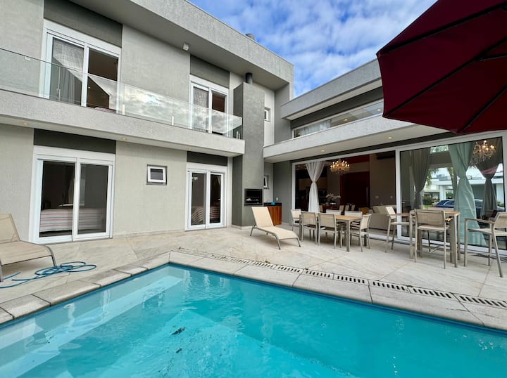 Acomodação De Luxo Em Condomínio De Alto Padrão - Capão da Canoa