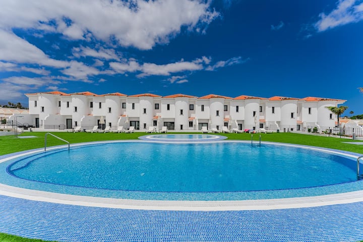 Villa Adosada Con Terraza En El Sur - San Miguel de Abona