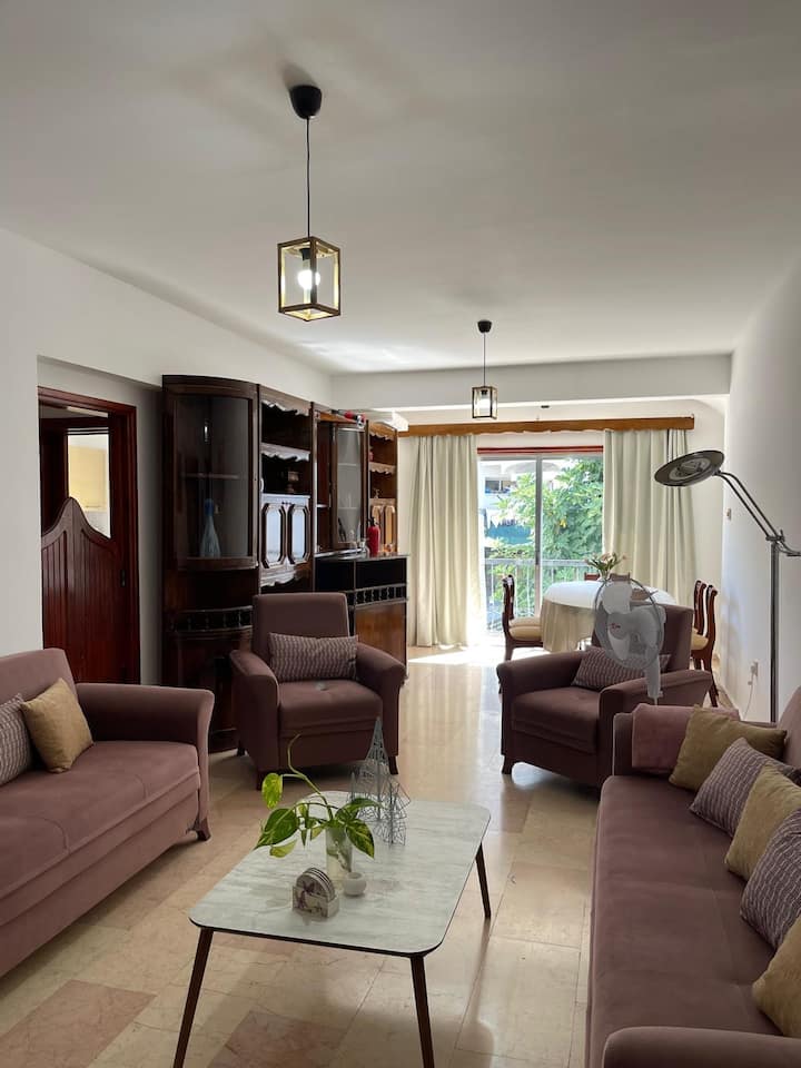 Girne Center 3+1 Apartment - Kyrenia