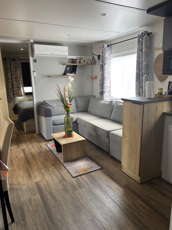 Mobilhome 6/8 Personnes - Vias