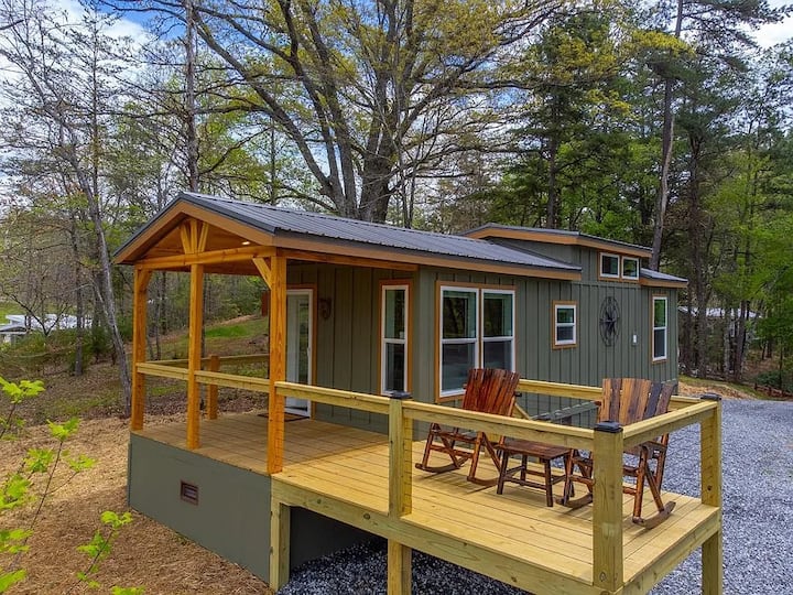Honey Gem Tiny Home - Charming Nature Escape - North Carolina