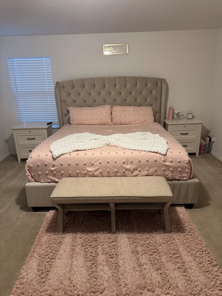 Welcome To Your Family Home In Georgetown Tx - Georgetown, TX