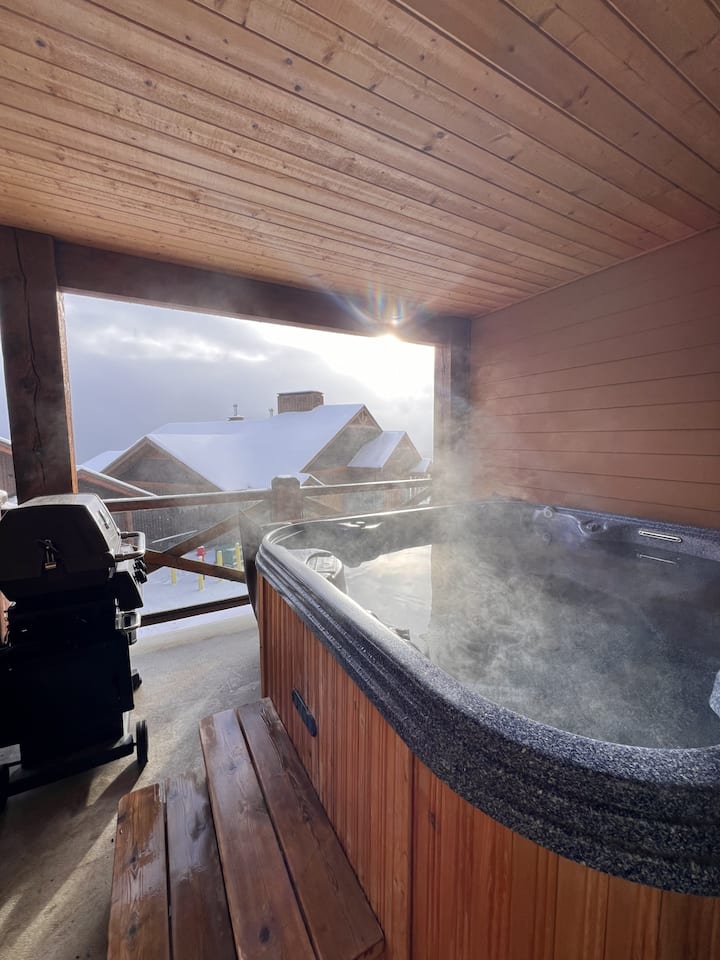 101-perfection North - Big White Ski Resort, BC