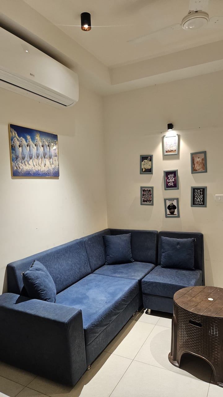 Skylîne Suite 3- 2bhk Apartment's - Gandhinagar