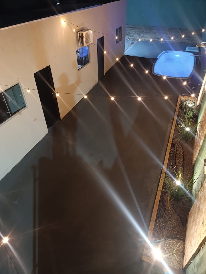 Flat Para Casal Com Piscina E Ar-condicionado! - Andradina