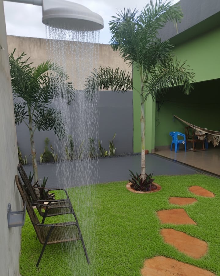 Casa Com Piscina  Próx Ao Shopping - Tangará da Serra