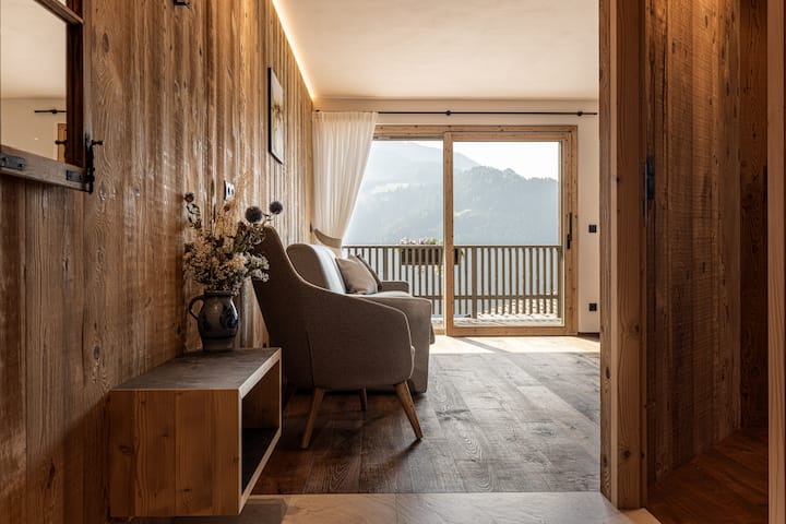 Altholz-traum Am Südtiroler Bauernhof - Soprabolzano