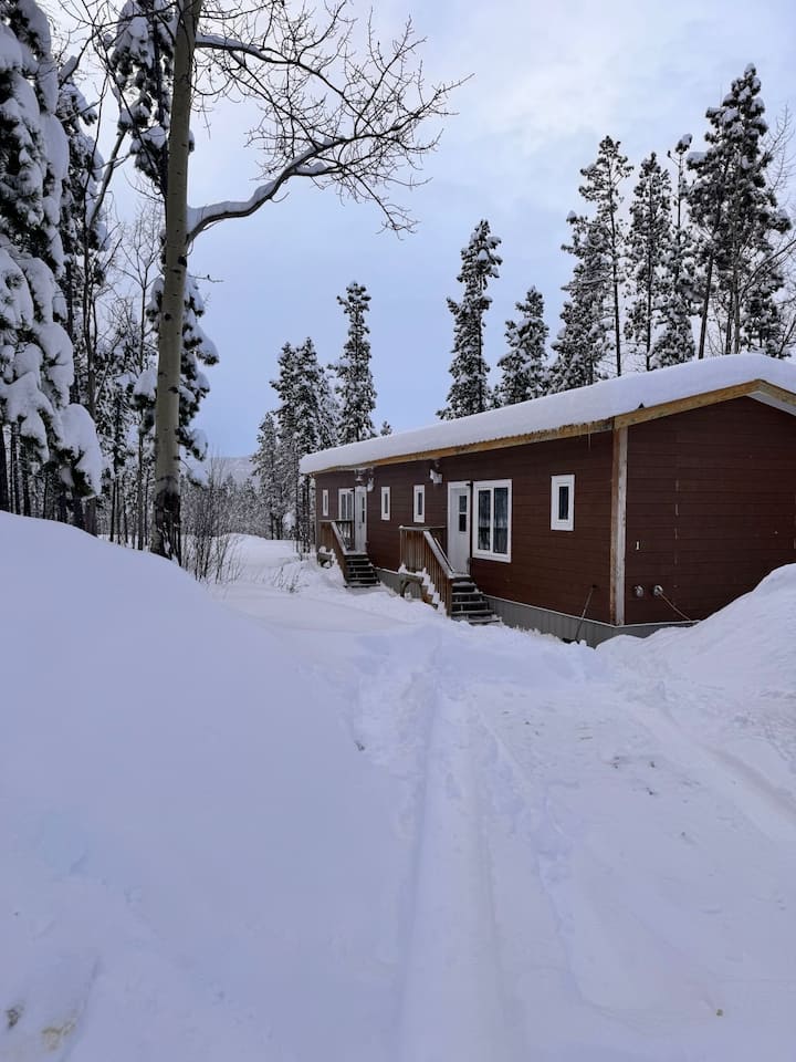 Elevation Aurora Den - 유콘 테리토리