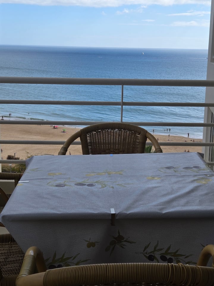 Le Cocon Sur La Plage Des Roches - Portimão