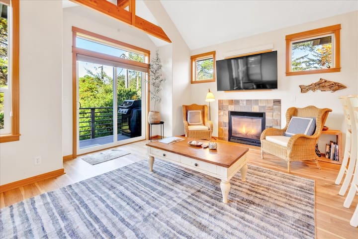 10% Off-cozy & Elegant Beach Home-firepit-bbq-game - Manzanita, OR