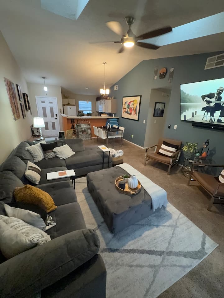 Beautiful And Comfy One Story 2/2 Apartment Home. - Altamonte Springs, FL