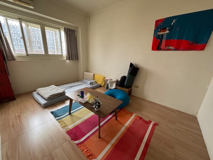 走路3分鐘逢甲夜市-溫馨小房間-最多2人
*長住另有優惠，歡迎諮詢* - 台中市