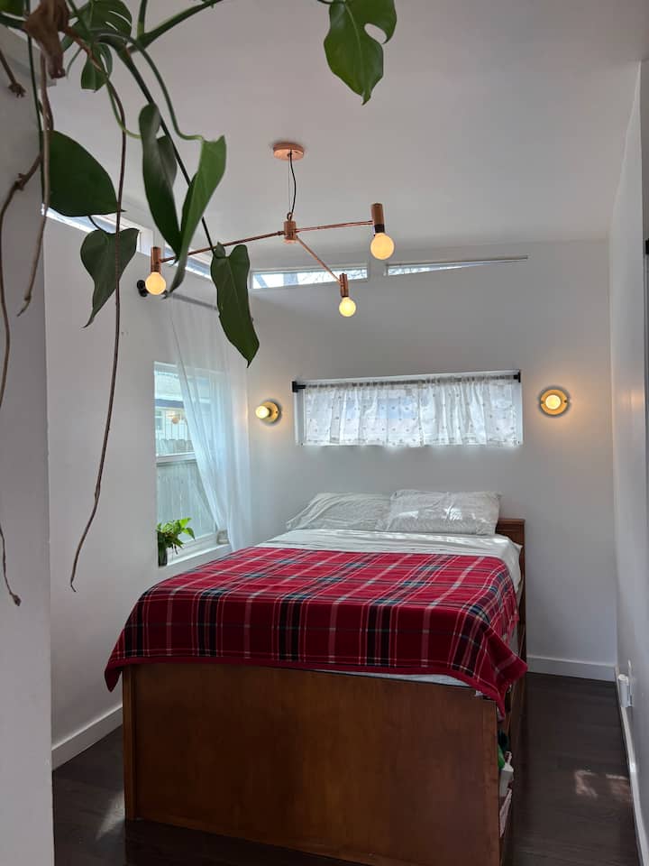 South Austin Private Cottage - Austin, TX