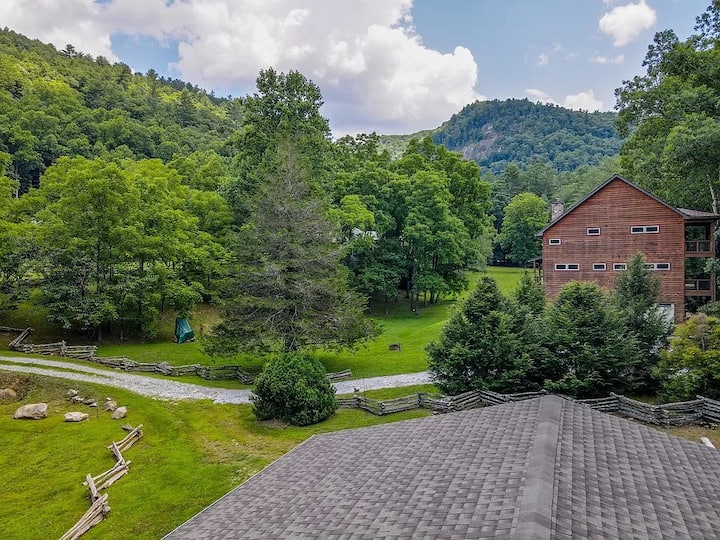 Cullasaja Cottage * River Love * Highlands - Highlands, NC