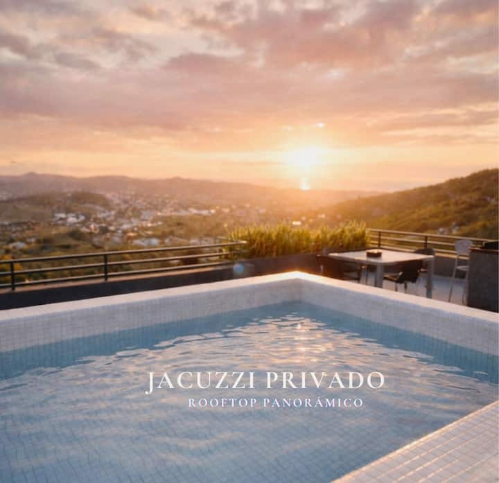 Signature Villa With Private Rooftop & Jacuzzi - Querétaro