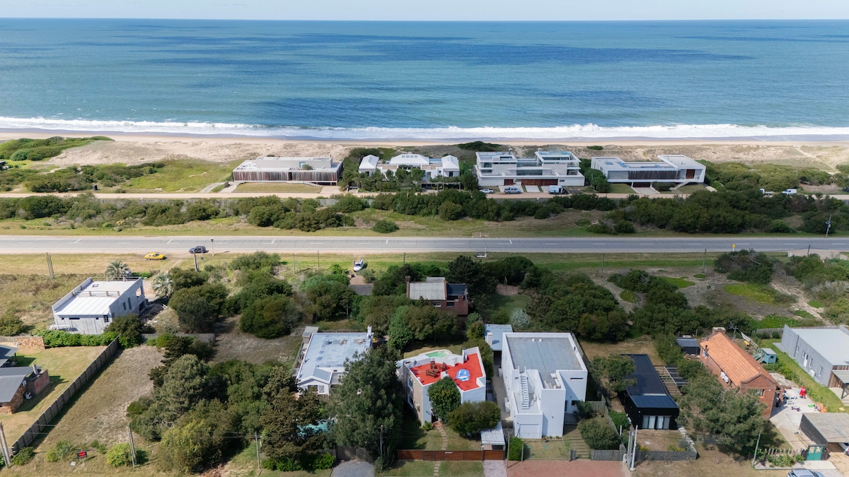 100 Meter vom Meer entfernt, mit Pool in La Juanita - Häuser zur Miete ...