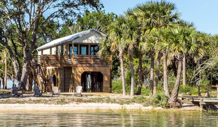 Waterfront Goat Island Getaway – Boat Access Only - マウントプレザント, SC