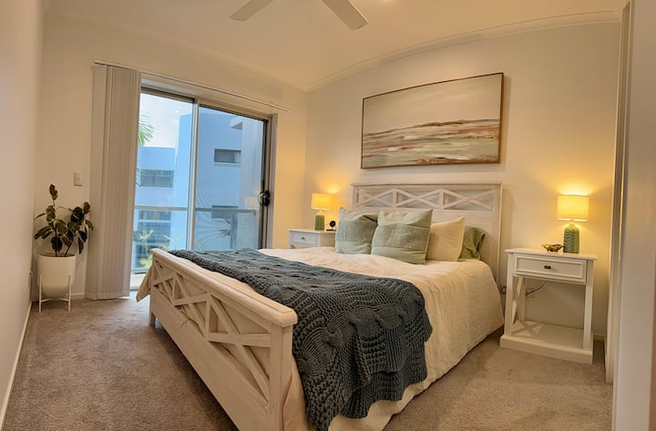 Golden Tugun - Coolangatta