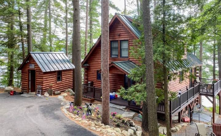 Whispering Pines 4-season Lakefront Log Cabin - Adirondack, NY