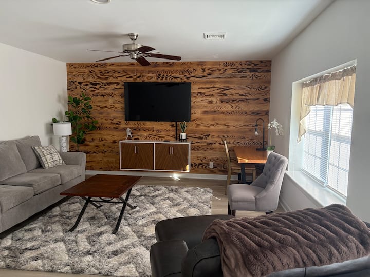 Great Lake Retreat 2 - Clarksville, VA