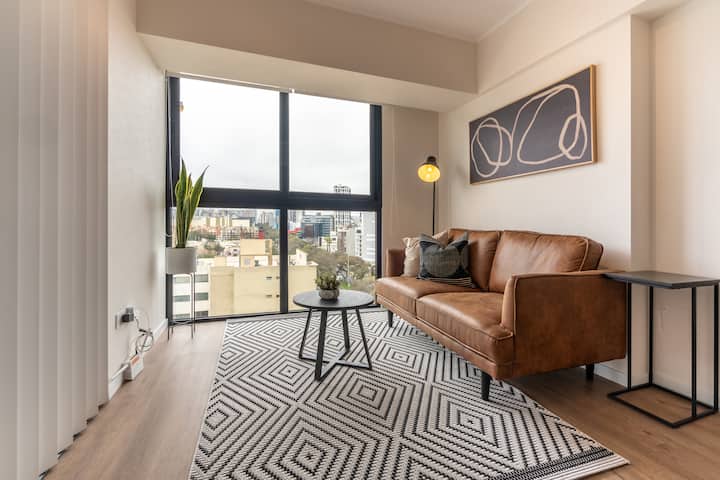 Geko | Serenna _2br In San Isidro Top Location - Pérou