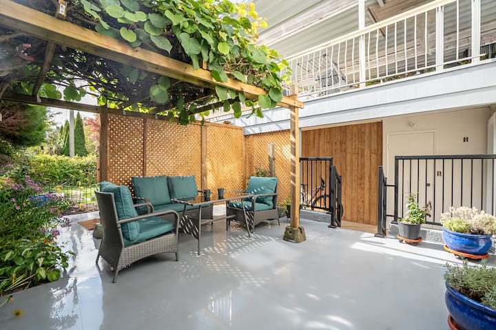 Stylish Garden Suite | Private Entry 1bed1bath - Vancouver