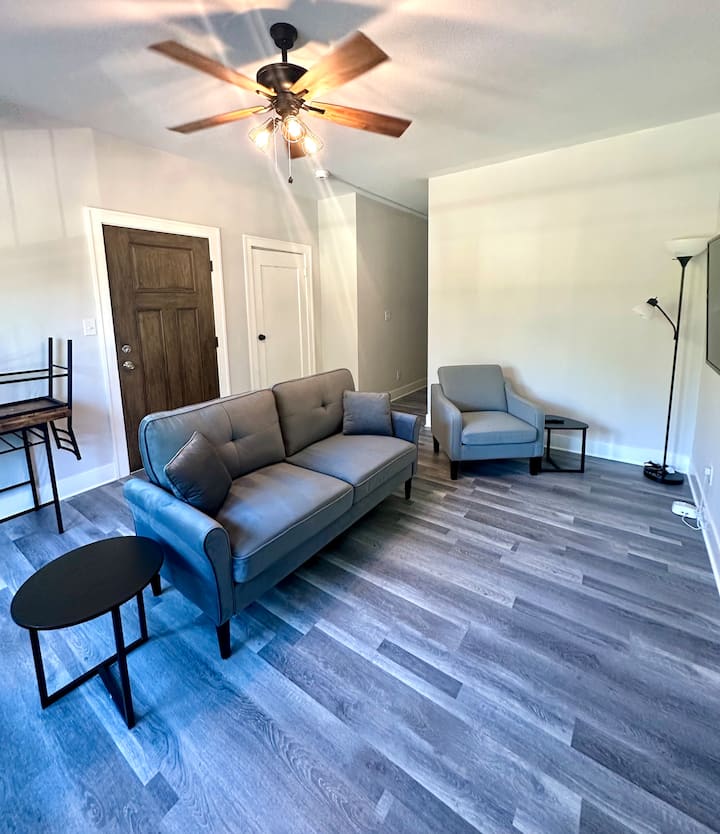 2-bedroom Apt In Grant St - Bay City, MI