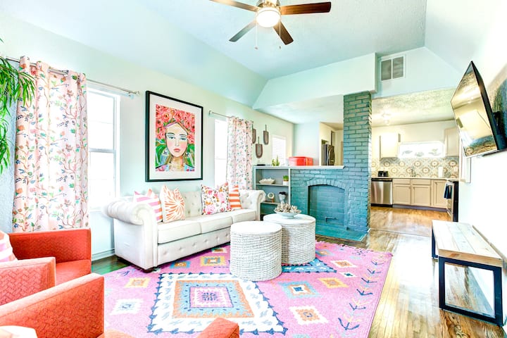 Vibrant Boho Home With Bold Colors & Modern Charm - Bricktown - Oklahoma City