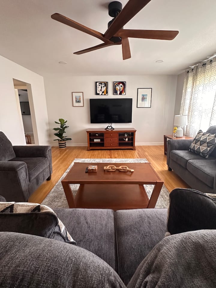 Sweet Street On 16th | Cozy Ranch Retreat - Reading, PA