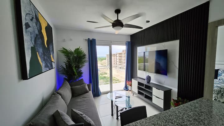 Modern 1br W/ Pool, Gym & Court|sleek Black Design - Punta Cana