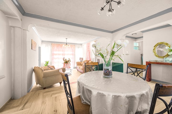 Home In Lear's Court - Barbados