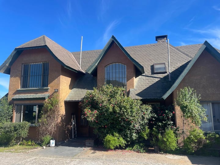 Escápate A Un Paraíso De Paz, Una Casa Con Encanto - Casablanca, Chile