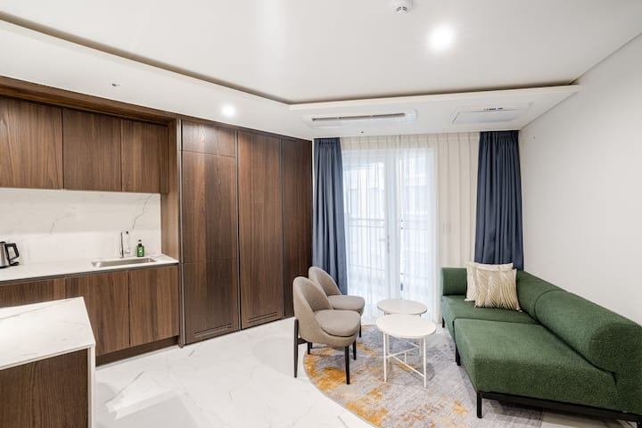 [신규 호텔] 투베드룸, 서울 중심 위치, 가족/친구 여행에 적합, 보타닉 스위트 - Seoul