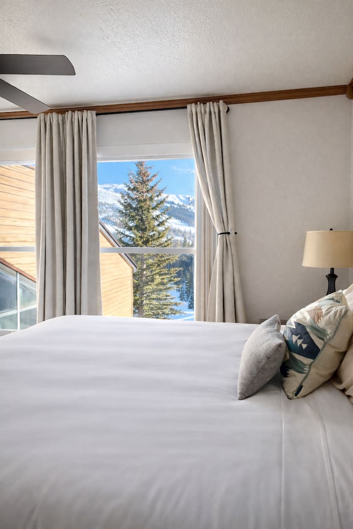 Cozy Studio Near Ski Lifts Hot Tub, Pool & Sauna - Brian Head