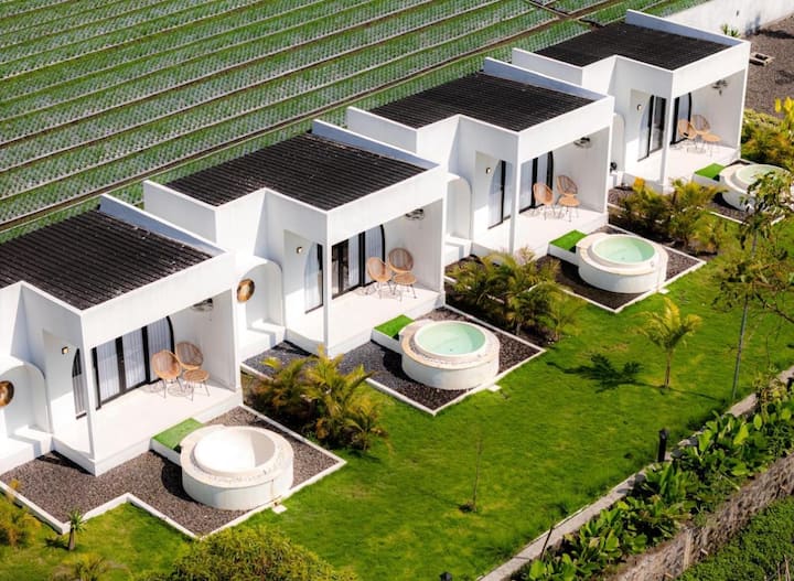 Kintamani Mountain And Lake View With Hot Spring - Kintamani