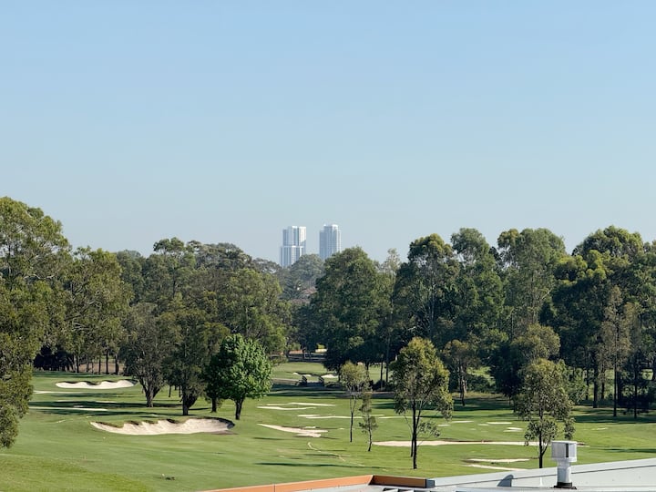 4br Townhouse With Park View-2 Free Parking Space - Parramatta