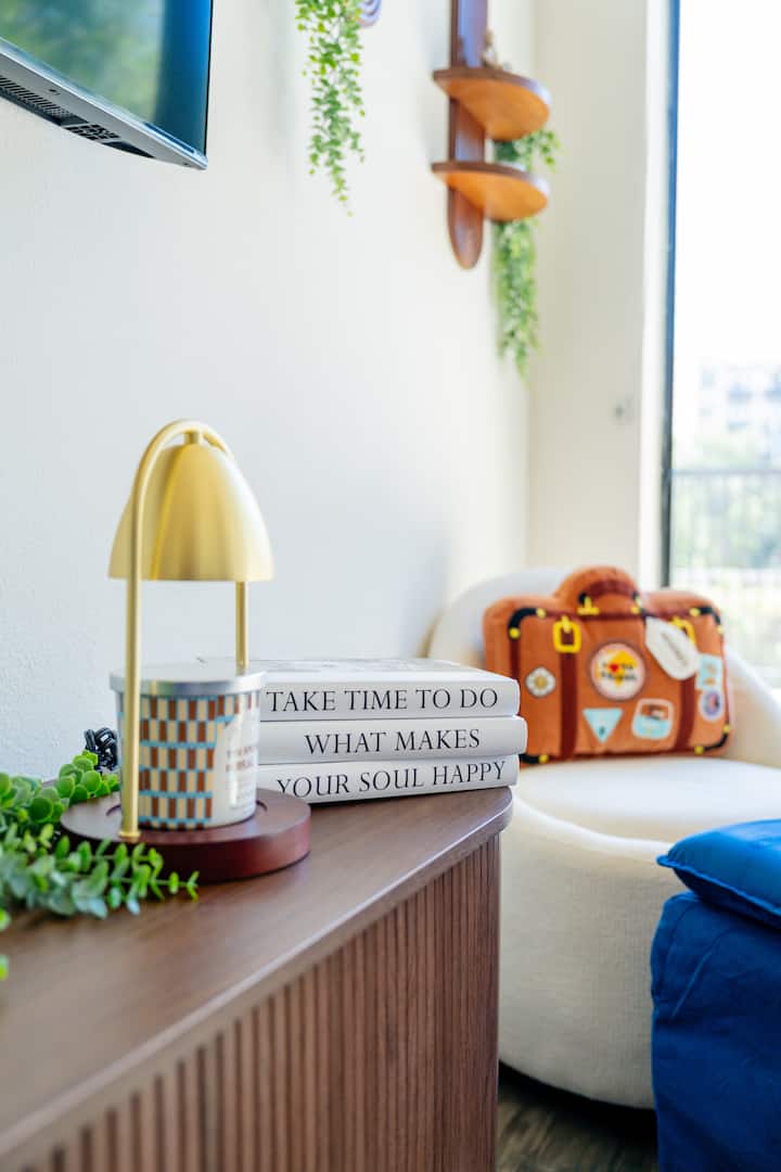 Chic Getaway Near Downtown Dallas, Deep Ellum - Dallas, TX