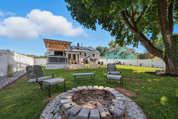 Brownstone Oasis - Middletown, CT