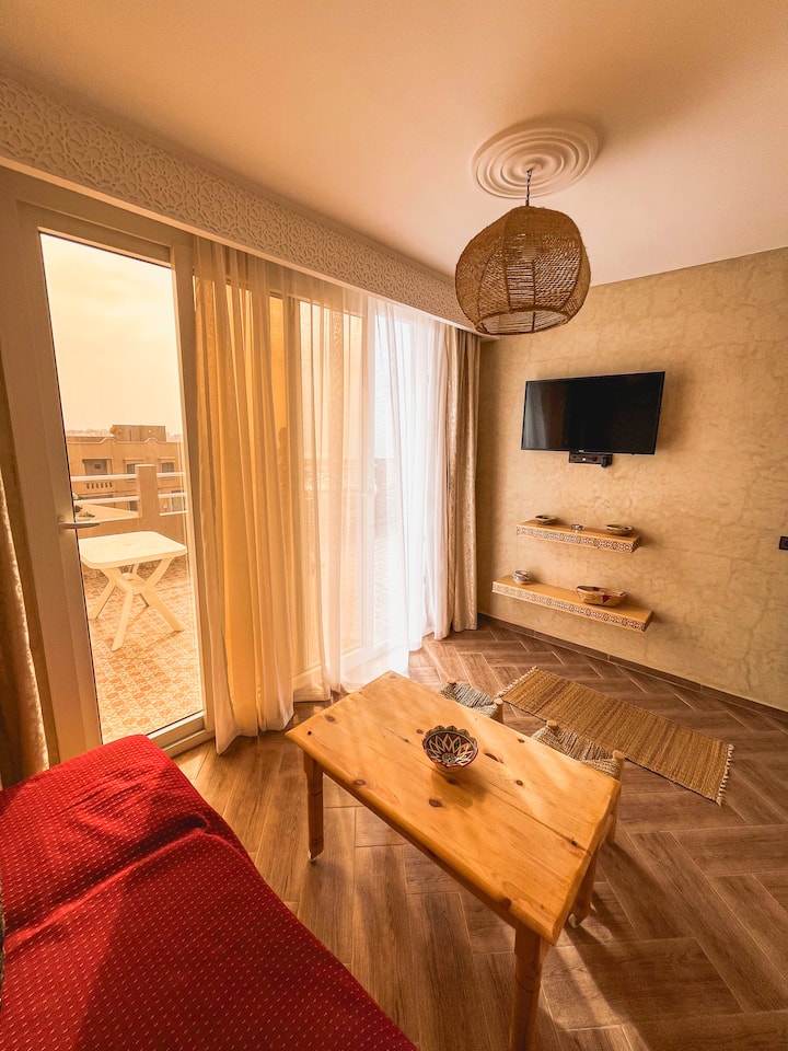 Chez Silvia, Appartement Mit Sonnigerterasse. - Mirleft