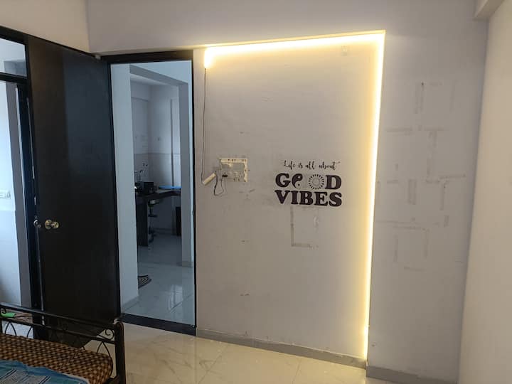 1 Bhk For Couples, Bachelors And Family - Nagpur